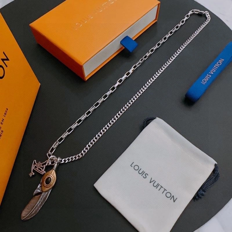 Value-priced Louis Vuitton Necklaces