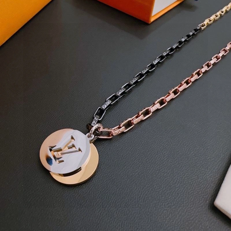 Mirror quality Louis Vuitton Necklaces