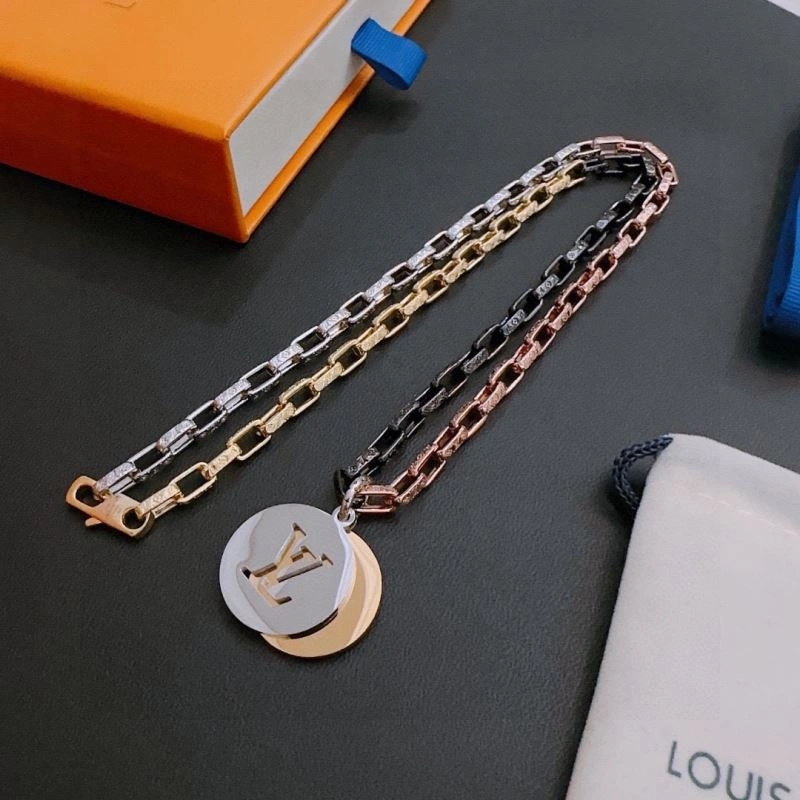 Mirror quality Louis Vuitton Necklaces