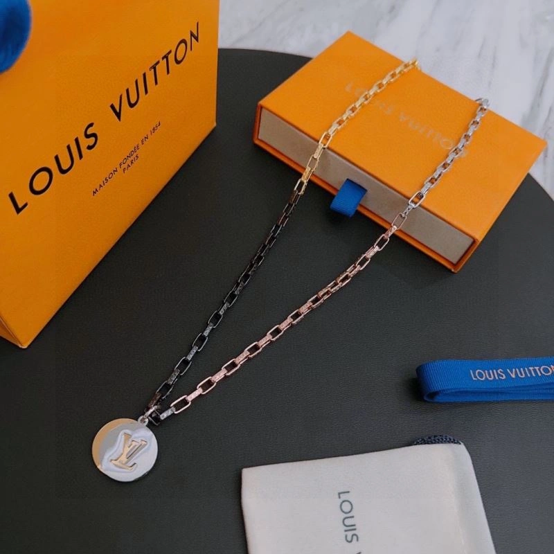Mirror quality Louis Vuitton Necklaces