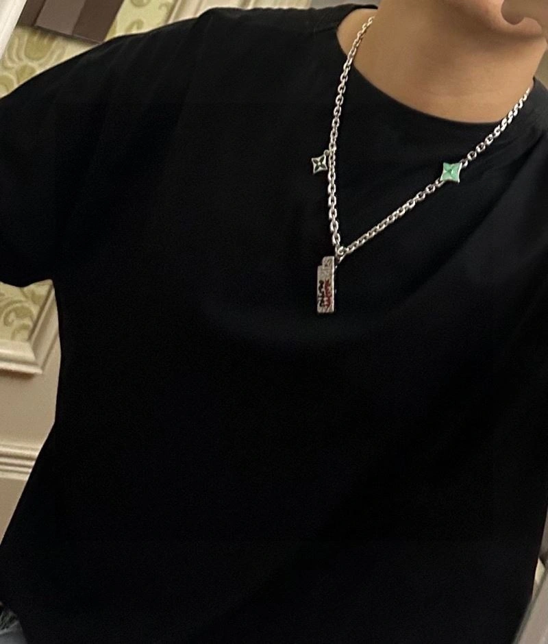1:1 copy Louis Vuitton Necklaces