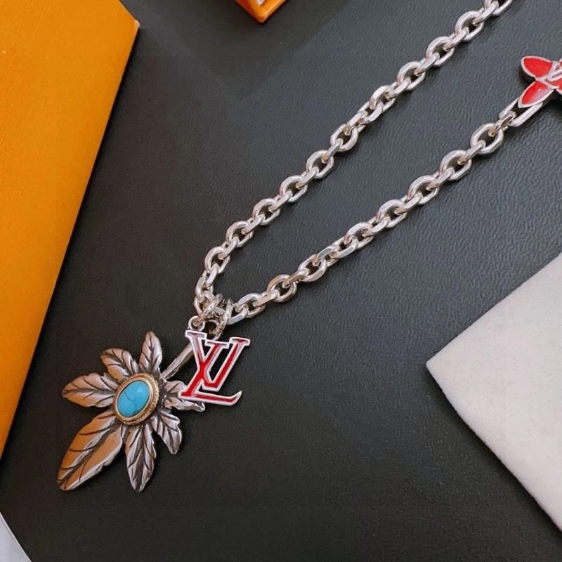 1:1 copy Louis Vuitton Necklaces