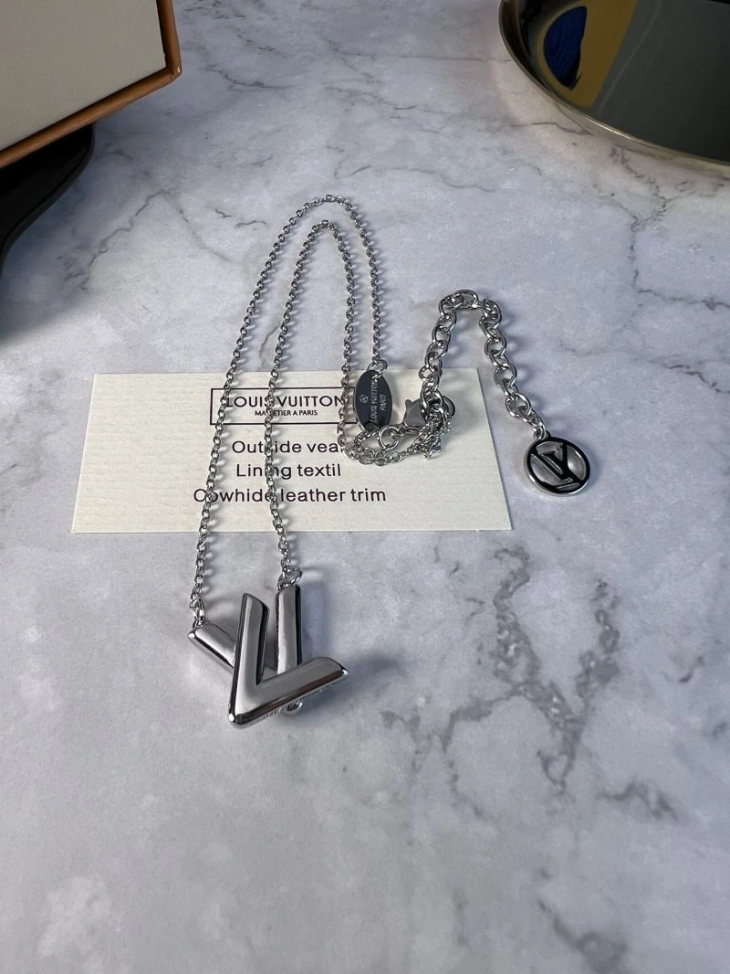 Mirror quality Louis Vuitton Necklaces