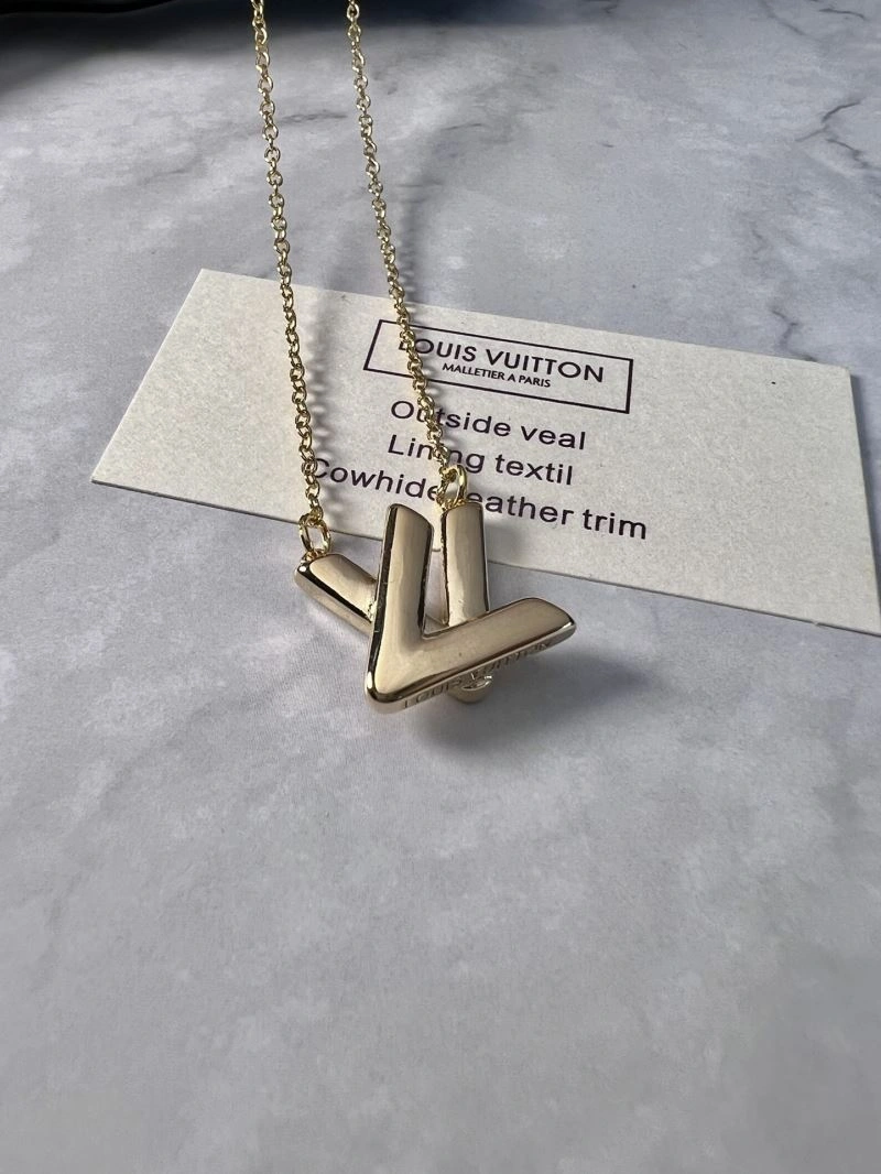 Mirror quality Louis Vuitton Necklaces