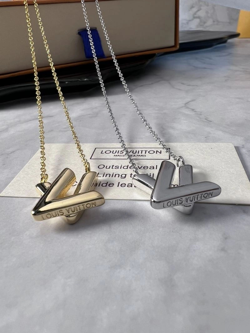 Mirror quality Louis Vuitton Necklaces