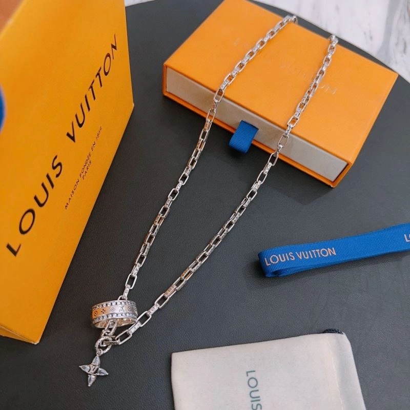 Perfect replica Louis Vuitton Necklaces