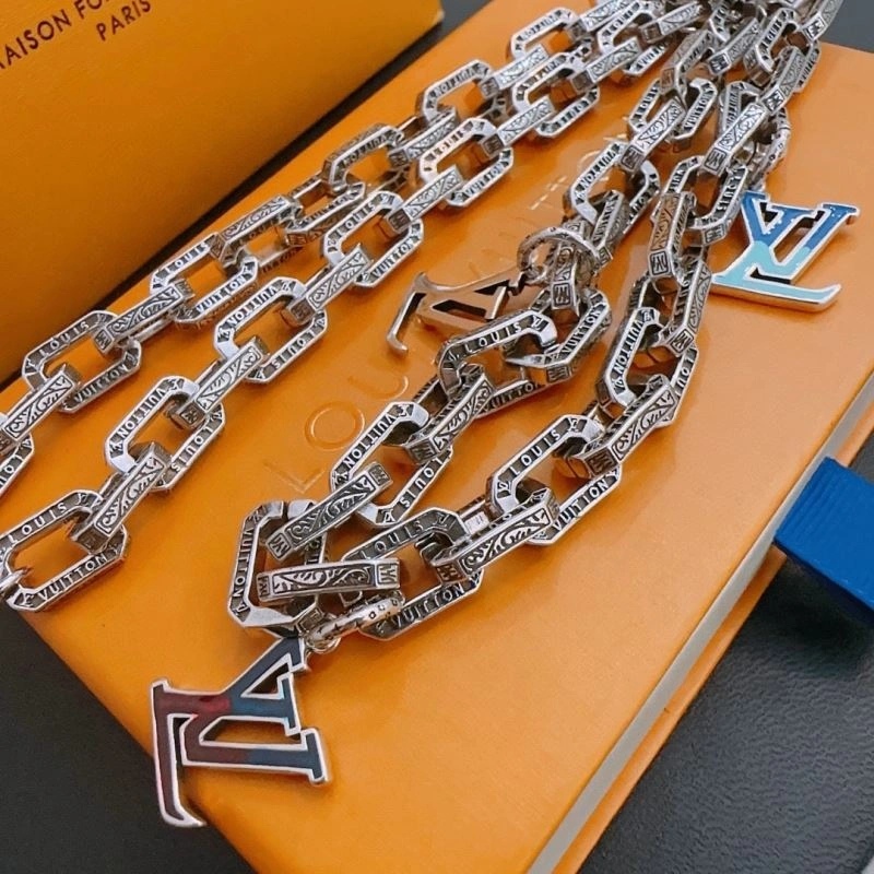 Affordable Louis Vuitton Necklaces