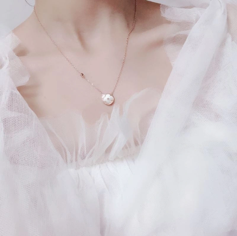 Inexpensive Louis Vuitton Necklaces
