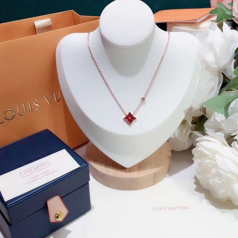 Value-priced Louis Vuitton Necklaces