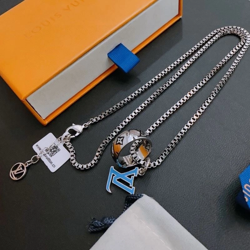 Value-priced Louis Vuitton Necklaces