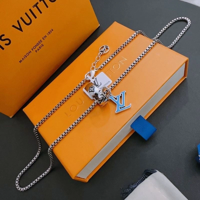 Value-priced Louis Vuitton Necklaces
