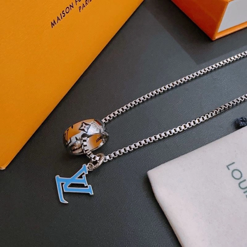 Value-priced Louis Vuitton Necklaces