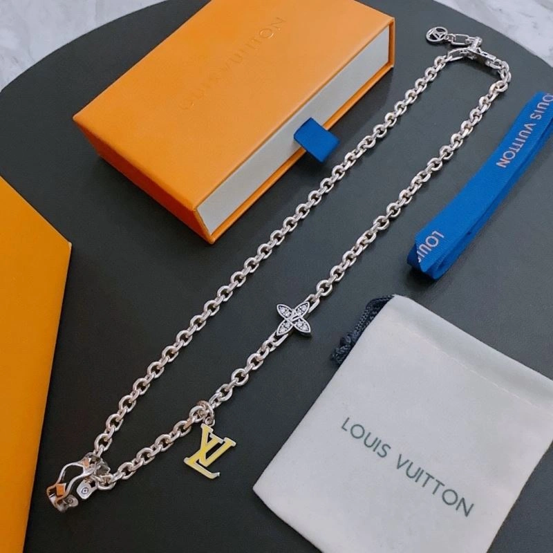 Exact replica Louis Vuitton Necklaces