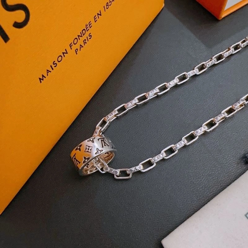 Original Louis Vuitton Necklaces