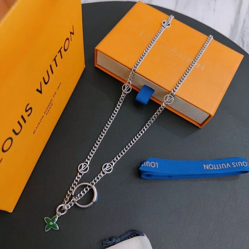 Top match Louis Vuitton Necklaces