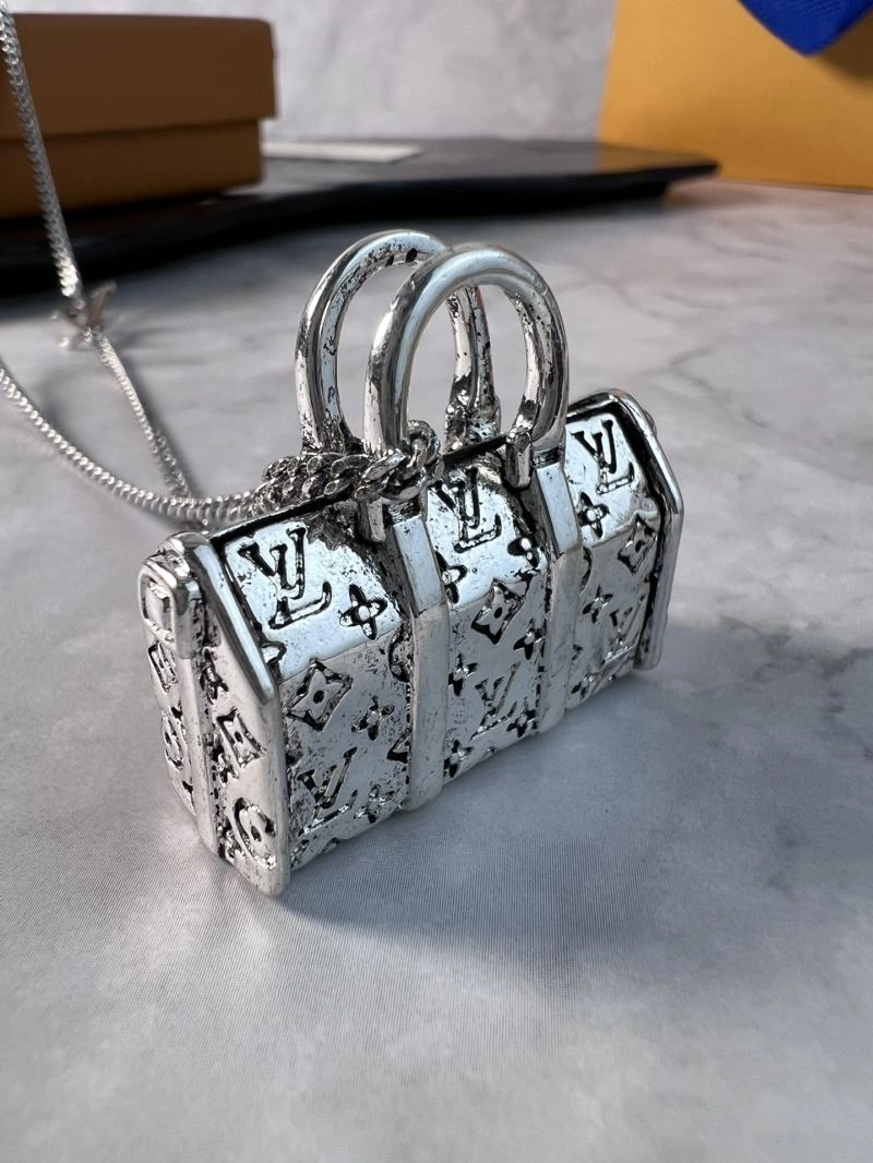 Legit Louis Vuitton Necklaces