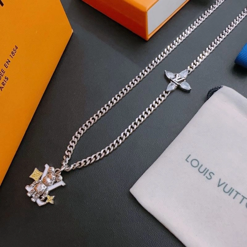 Reasonably priced Louis Vuitton Necklaces