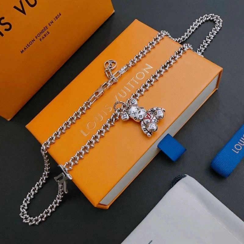 Real Louis Vuitton Necklaces