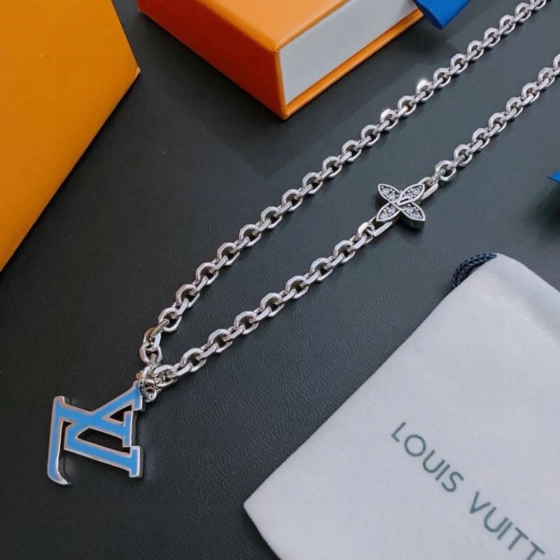 Precise copy Louis Vuitton Necklaces