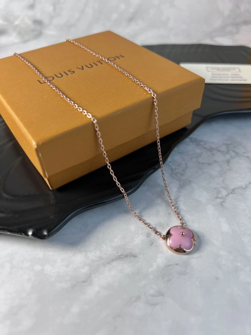 Value-priced Louis Vuitton Necklaces