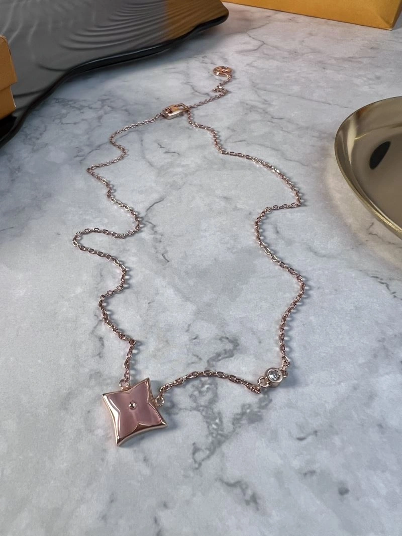Discounted Louis Vuitton Necklaces