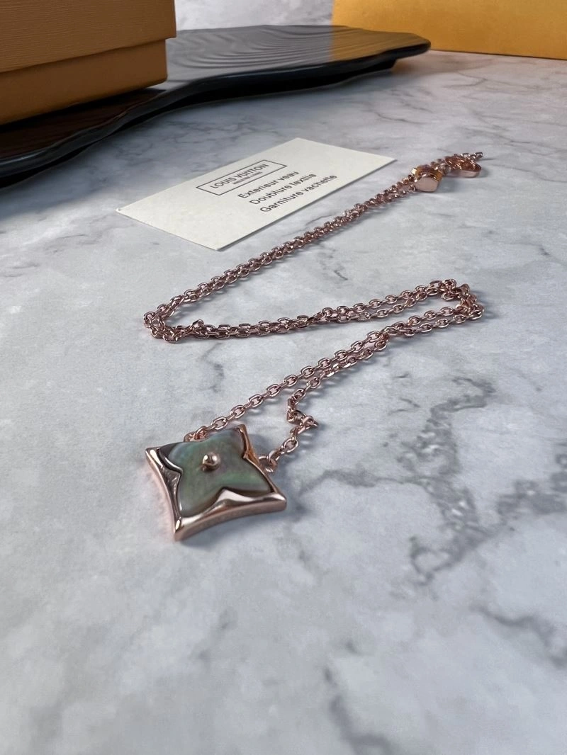 Inexpensive Louis Vuitton Necklaces