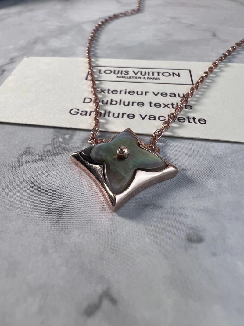 Inexpensive Louis Vuitton Necklaces