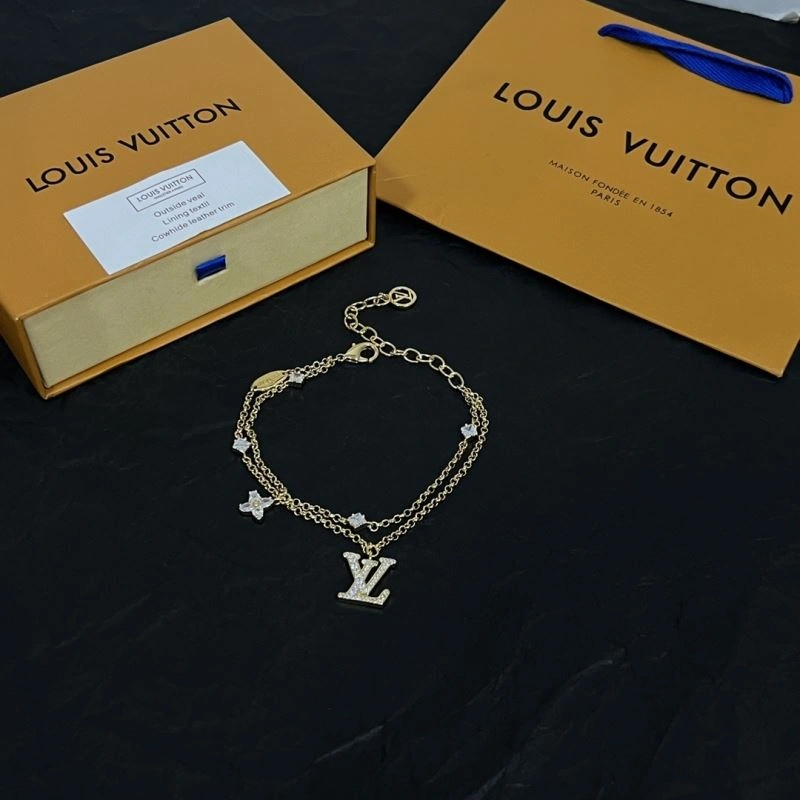 Louis Vuitton Necklaces