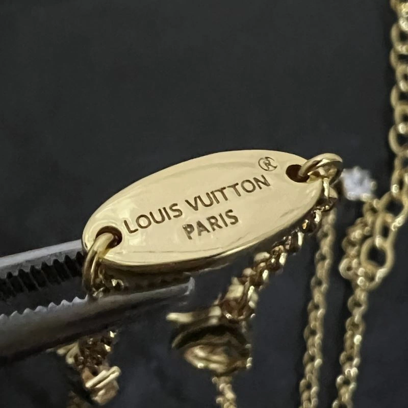 Legit Louis Vuitton Necklaces