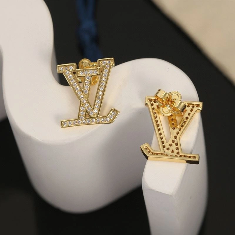 Affordable Louis Vuitton Necklaces
