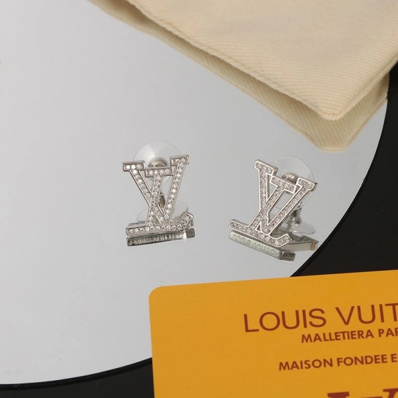 Affordable Louis Vuitton Necklaces