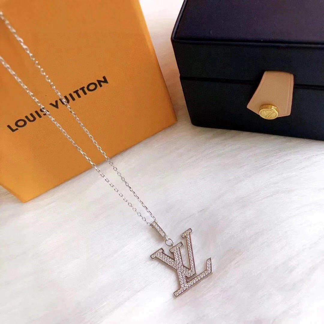 Exact replica Louis Vuitton Necklaces