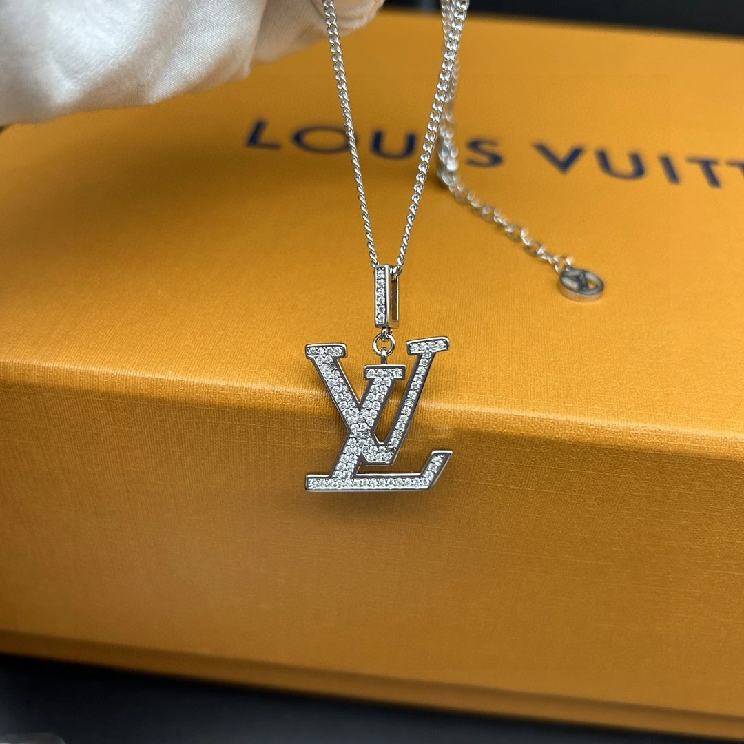 Exact replica Louis Vuitton Necklaces