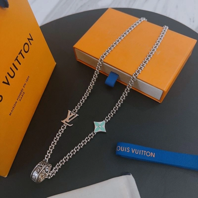 Inexpensive Louis Vuitton Necklaces