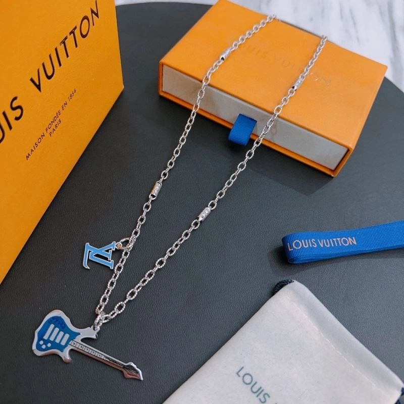 Inexpensive Louis Vuitton Necklaces