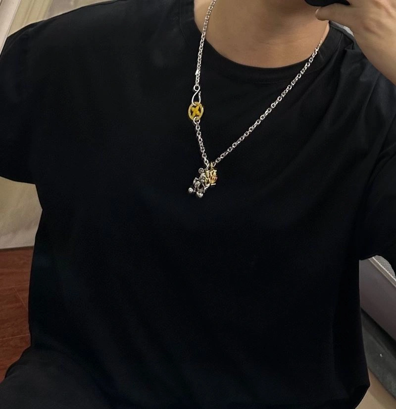 Discounted Louis Vuitton Necklaces