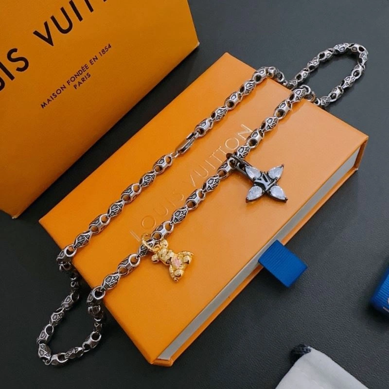 Real Louis Vuitton Necklaces