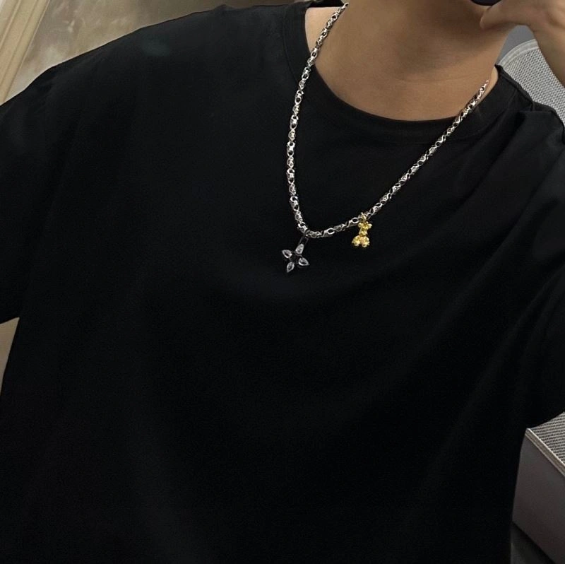 Real Louis Vuitton Necklaces