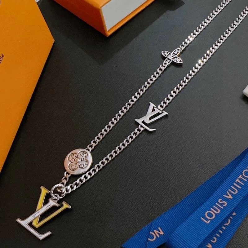 Value-priced Louis Vuitton Necklaces