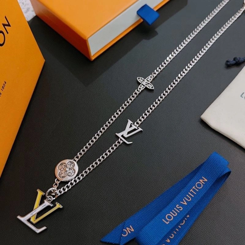 Value-priced Louis Vuitton Necklaces