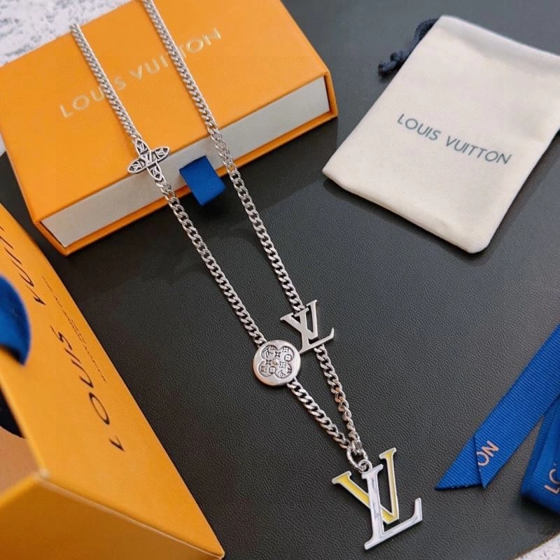 Value-priced Louis Vuitton Necklaces