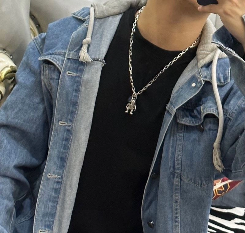 Top match Louis Vuitton Necklaces