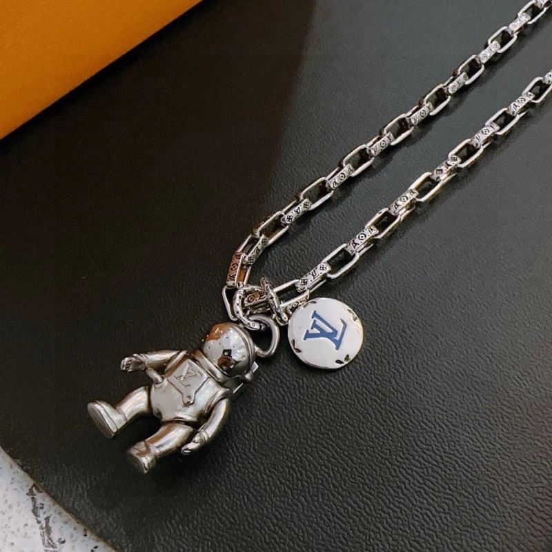 Top match Louis Vuitton Necklaces