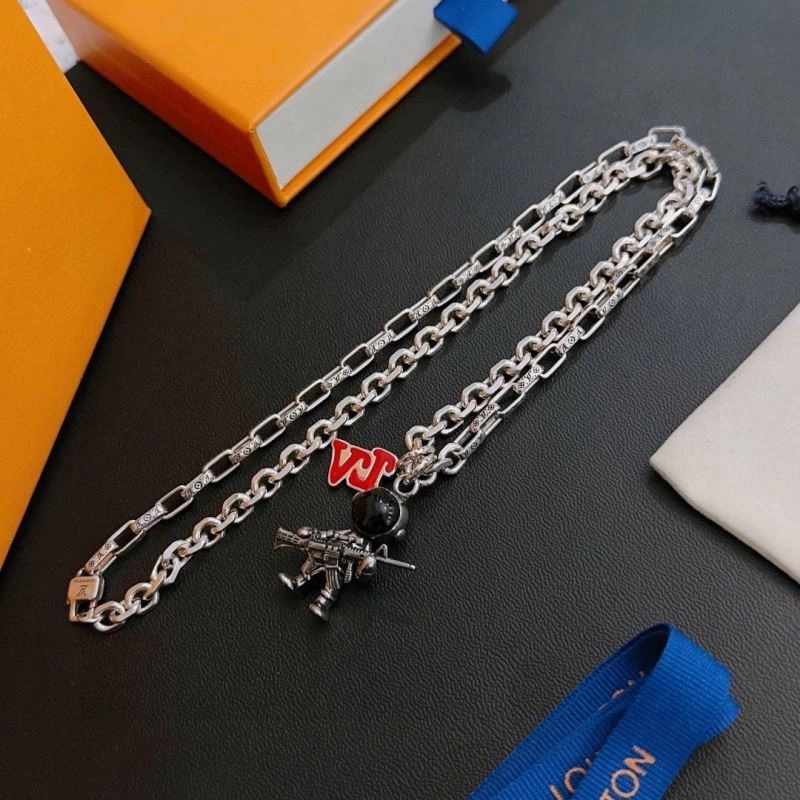 Mirror quality Louis Vuitton Necklaces