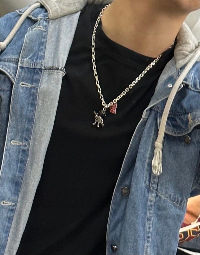 Mirror quality Louis Vuitton Necklaces