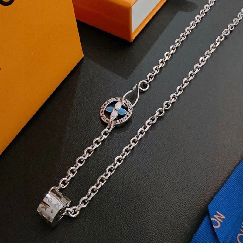 Precise copy Louis Vuitton Necklaces