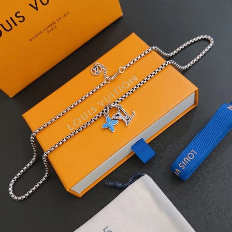 Reasonably priced Louis Vuitton Necklaces