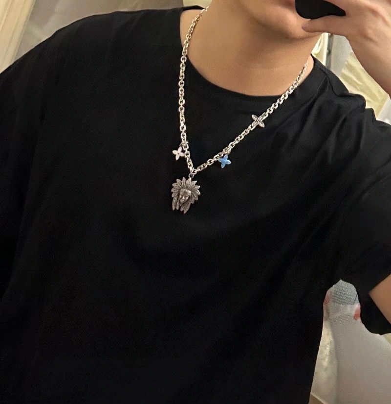 Affordable Louis Vuitton Necklaces