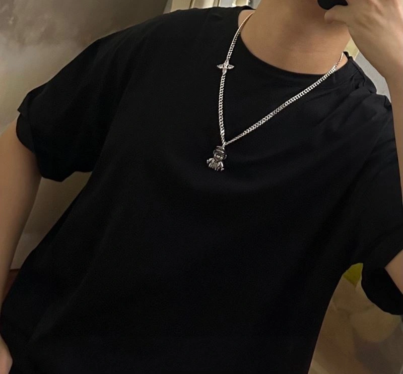 Budget-friendly Louis Vuitton Necklaces