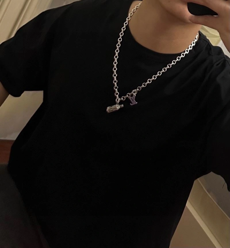 Affordable Louis Vuitton Necklaces